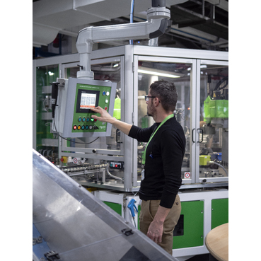 ZB4BZ2005 - Yellow narrow EMO guard for Ø 40 Emergency stop | Schneider ...