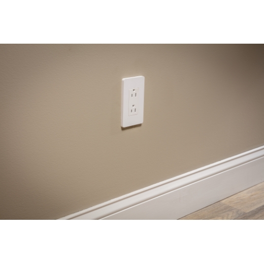 X Series 15A 125V Tamper Resistant Duplex Decorator Receptacle Side ...