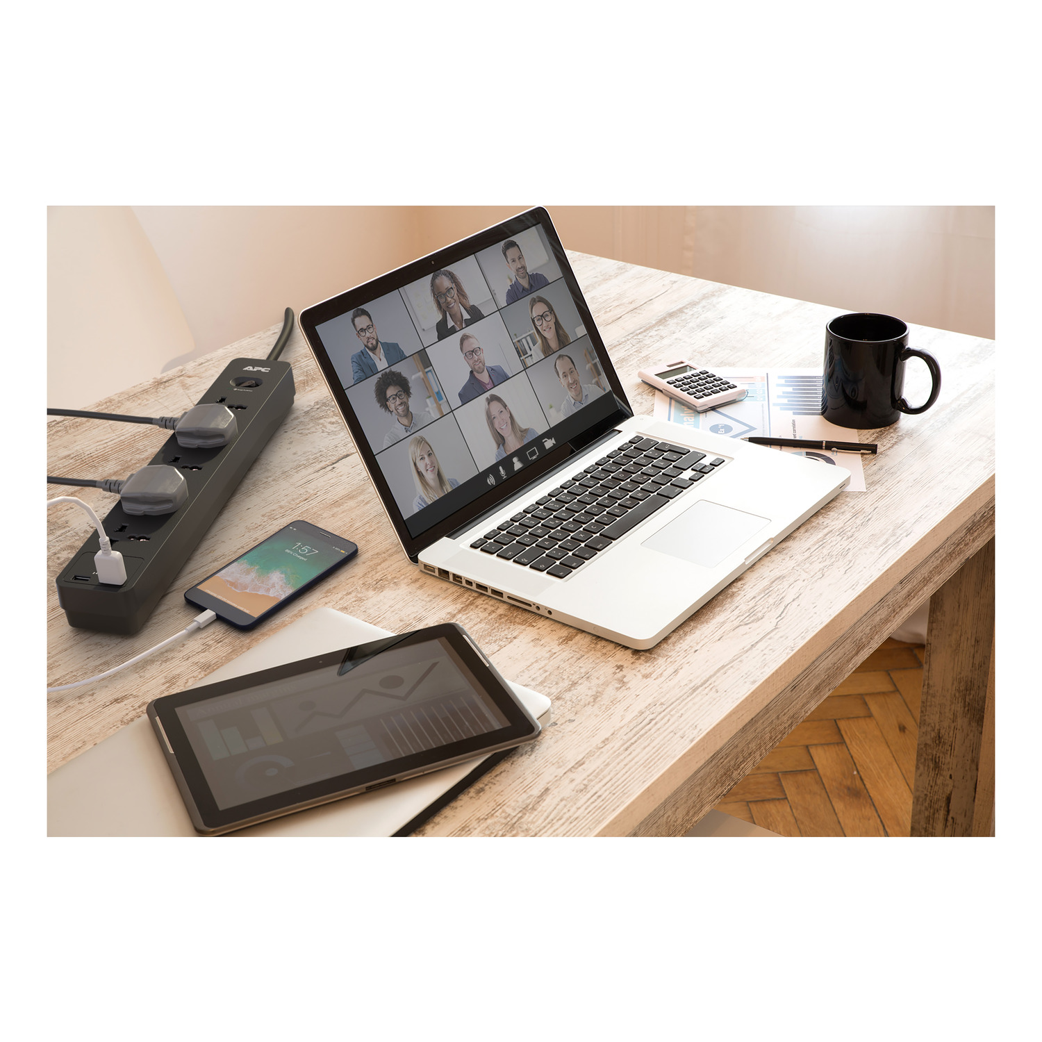 PME5U2B-MS - APC SurgeArrest Essential Surge Protector, 5x Universal ...